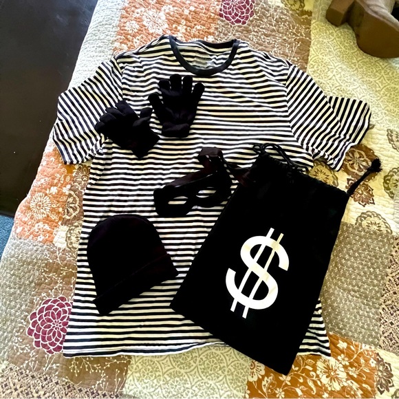 Other | Robbers Outfit Comes With Xl Shirt Bag Hat Mask And Gloves ...